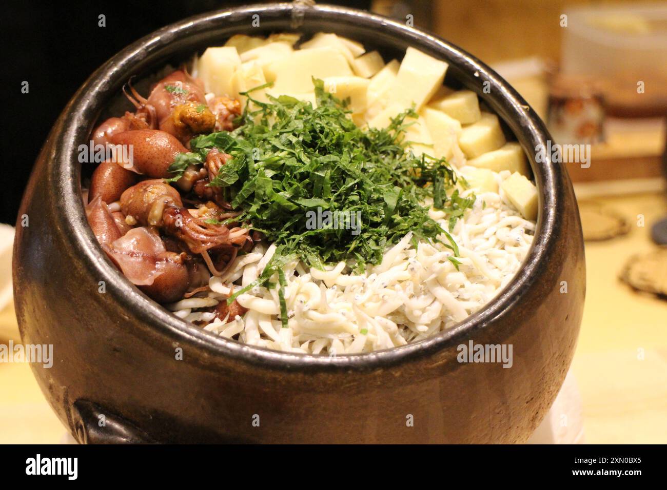 Japanese cuisine : Firefly squid and shirasu (whitebait) takikomi gohan ...