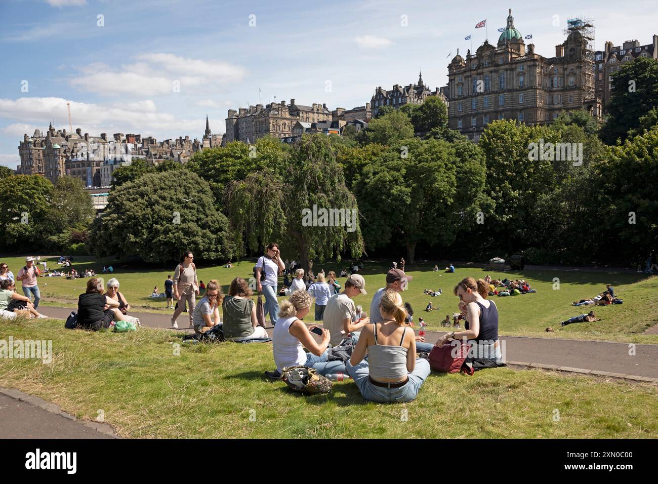 Edinburgh, city centre, Scotland, UK. 30 July 2024. Summer in the city ...