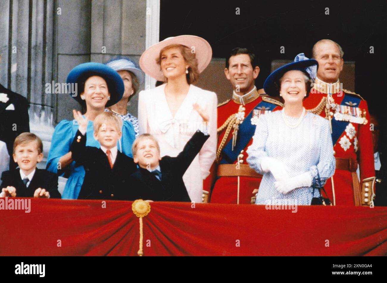 Compleanno di principe carlo hi-res stock photography and images - Alamy