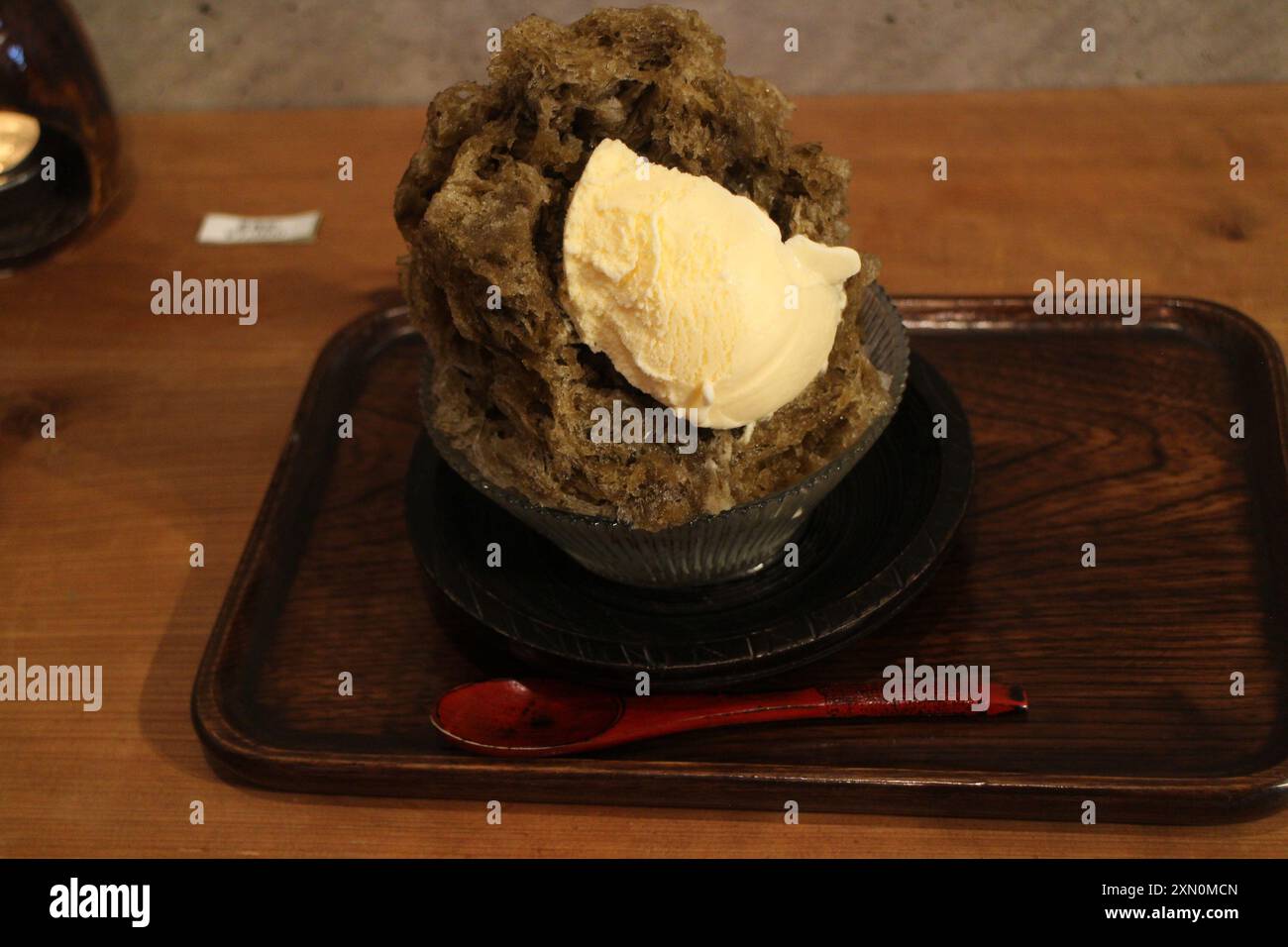 Hojicha Kakigori (Japanese shaved ice dessert) with ice cream in Kyoto ...