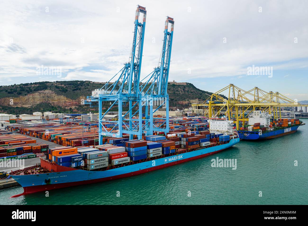 Aerial view cargo container ships hi-res stock photography and images ...