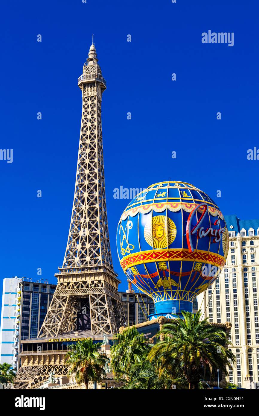 Hot air balloon replica hi-res stock photography and images - Alamy