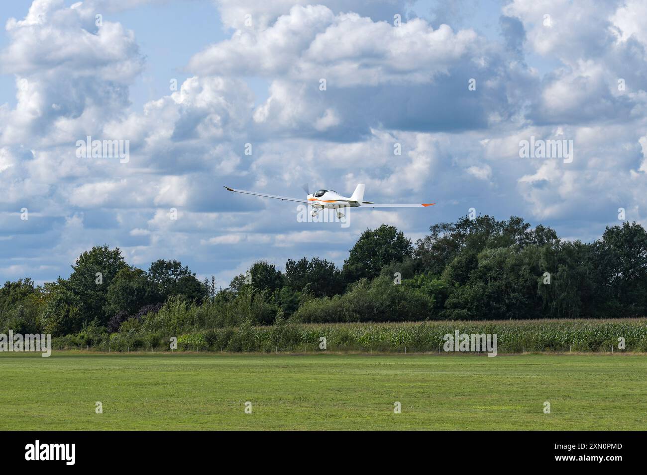 Light sport aircraft hi-res stock photography and images - Alamy
