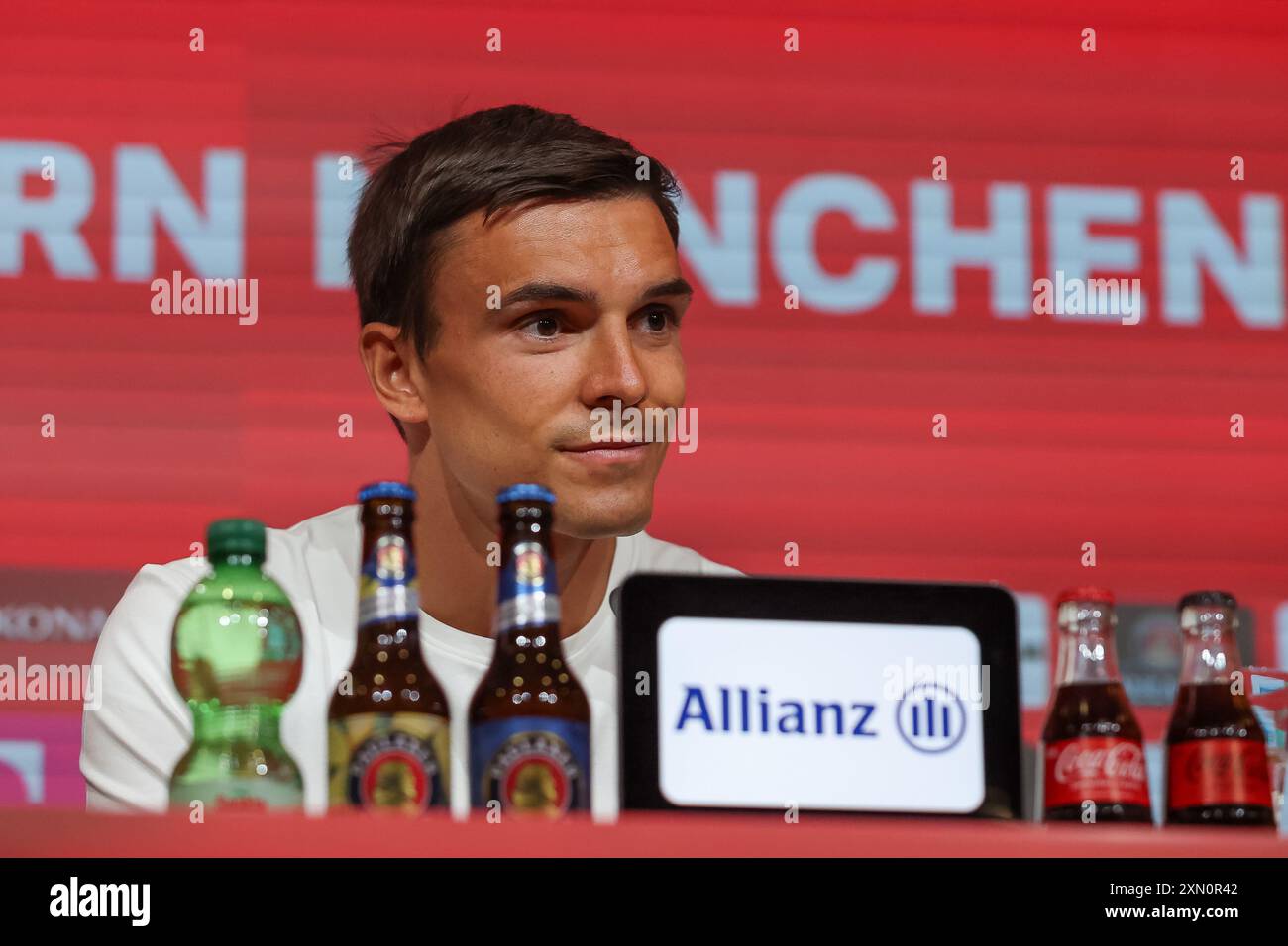 Joao Palhinha (FC Bayern Muenchen, 16), Pressekonferenz, Vorstellung ...