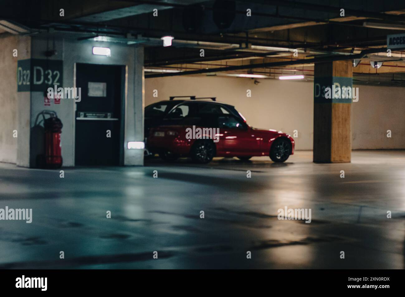 Empty parking lot with dim light. Underground parking garage Stock ...