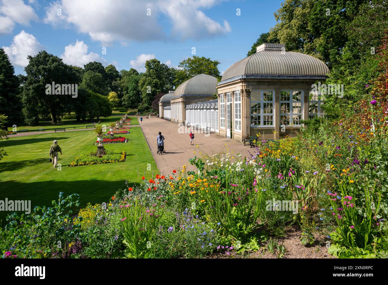 Sheffield botanical gardens on a sunny day in summer. Summer bedding ...