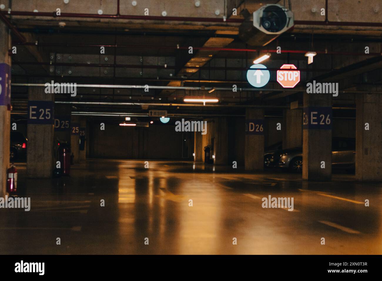 Empty parking lot with dim light. Underground parking garage Stock ...
