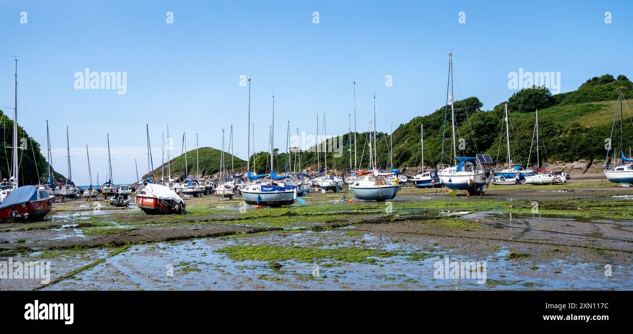 A view of Watermouth harbour on the Devon coast Stock Photo - Alamy