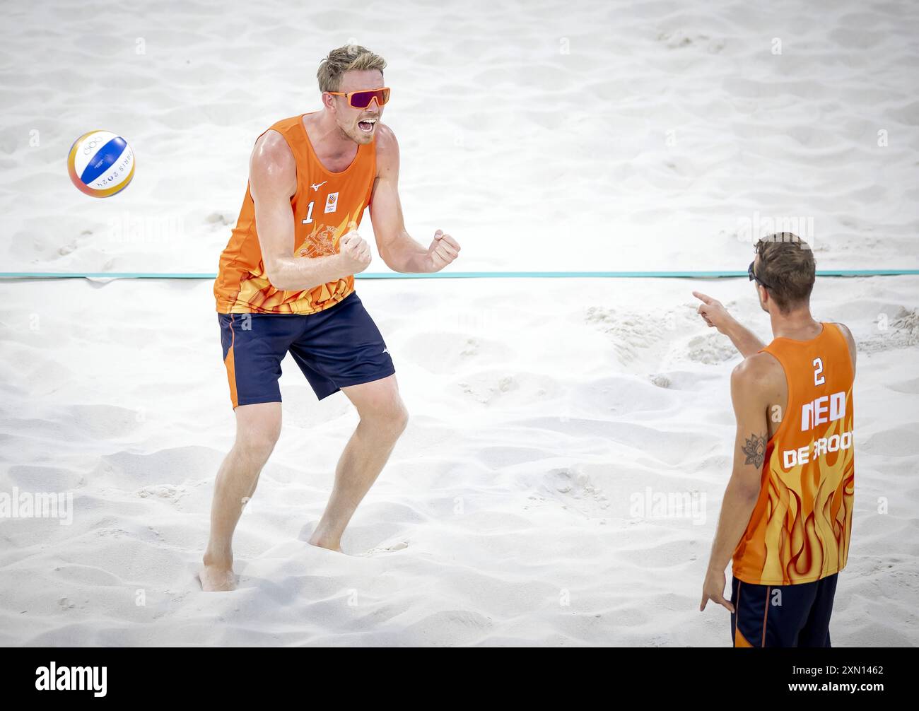 PARIS - Dutch beach volleyball players Stefan Boermans and Yorick de ...