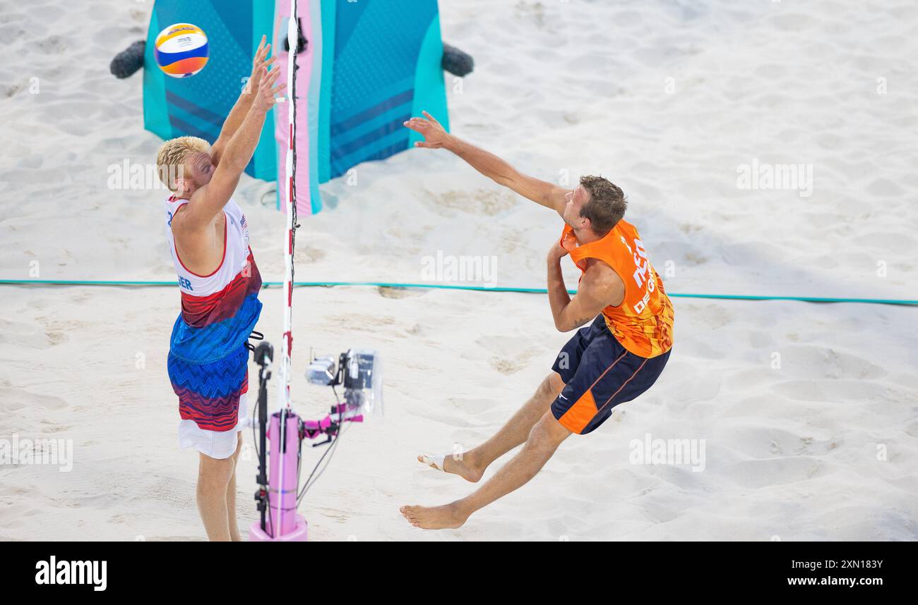 PARIS - Dutch beach volleyball player Yorick de Groot in action against ...