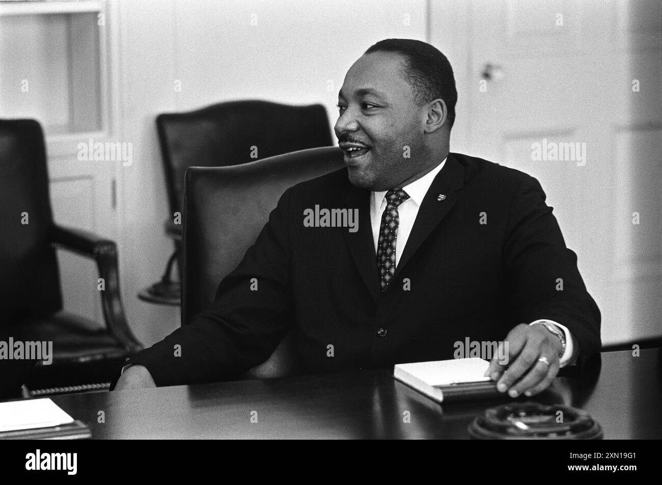 Dr. Martin Luther King, Jr. during civil rights meeting in cabinet room ...