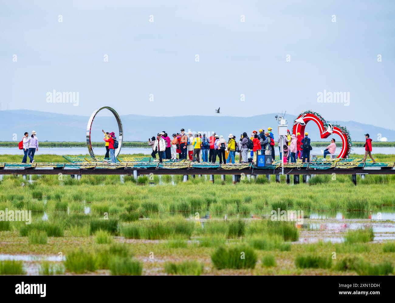 Chinese tourists flock Flower Lake Reserve. Sichuan, China Stock Photo ...