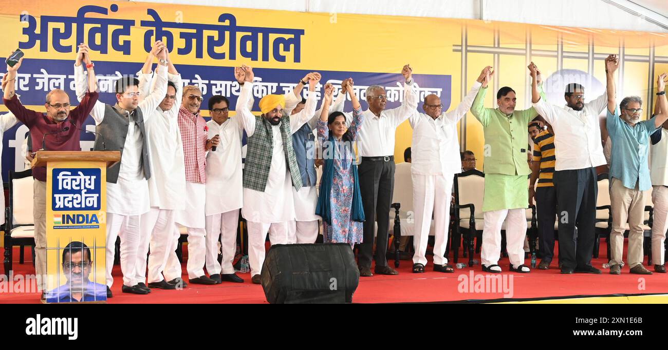NEW DELHI, INDIA - JULY 30: NCP Chief and Rajya Sabha MP Sharad Pawar ...