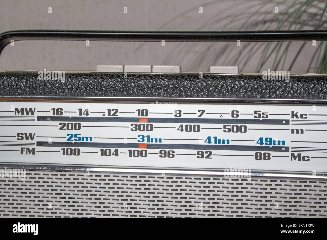 Closeup vintage radio dial hi-res stock photography and images - Alamy