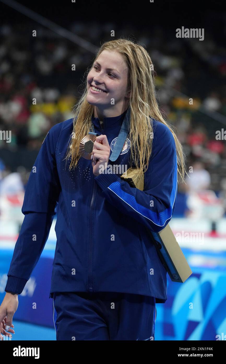 United States' BERKOFF Katharine holds her bronze meadal after ...