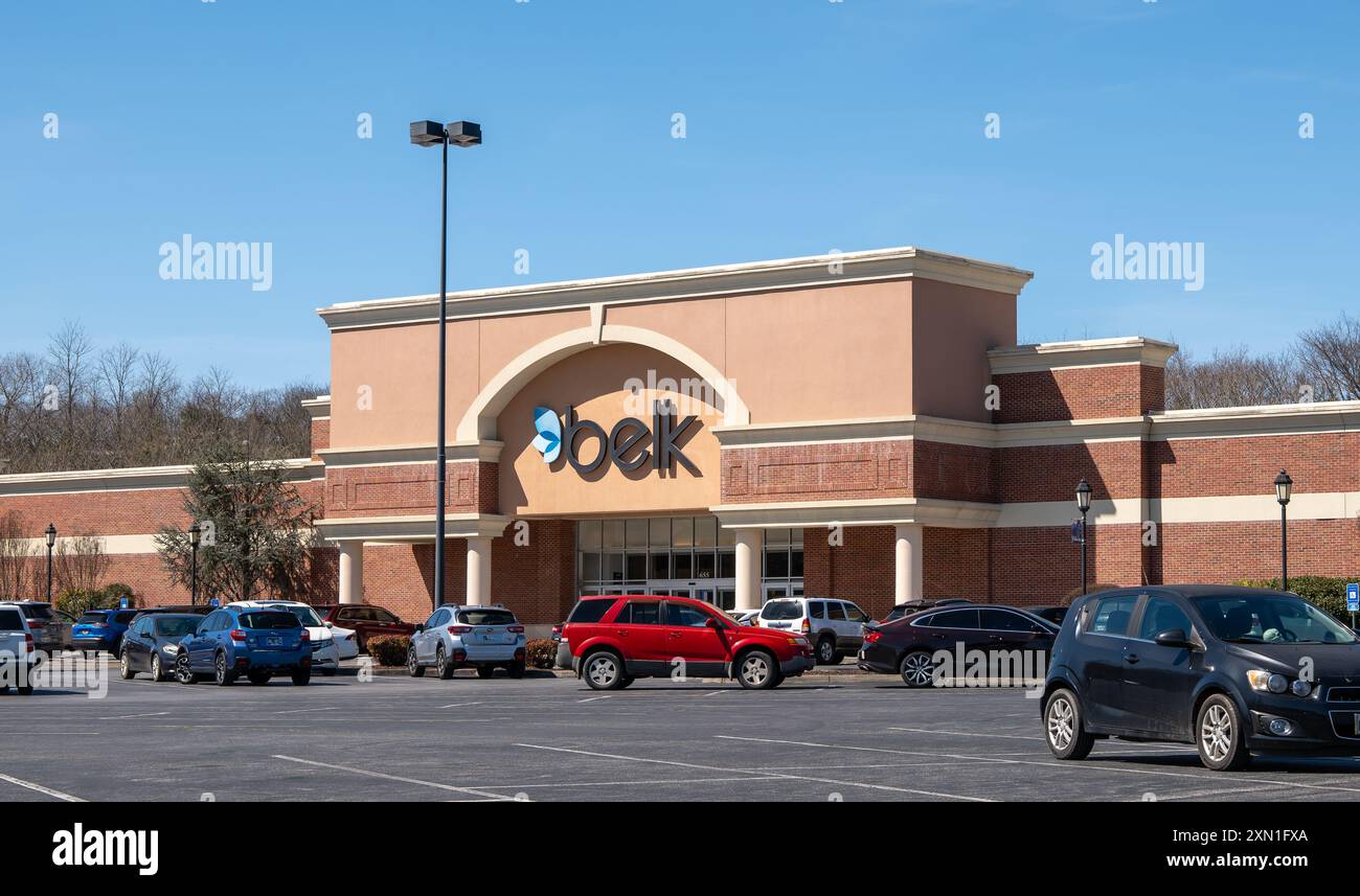 SEVIERVILLE, TN - 12 MAR 2024: Belk department store building and ...
