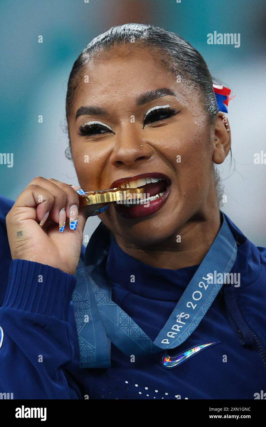 Jordan chiles olympic medal hi-res stock photography and images - Alamy