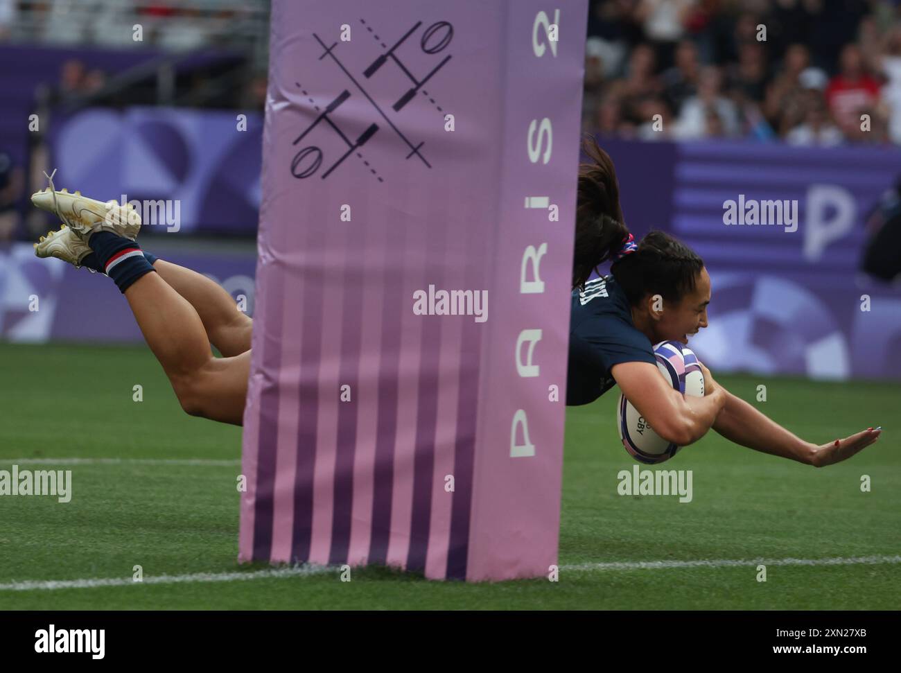 Paris, France. 30th July, 2024. Alex Sedrick of the US scores against ...