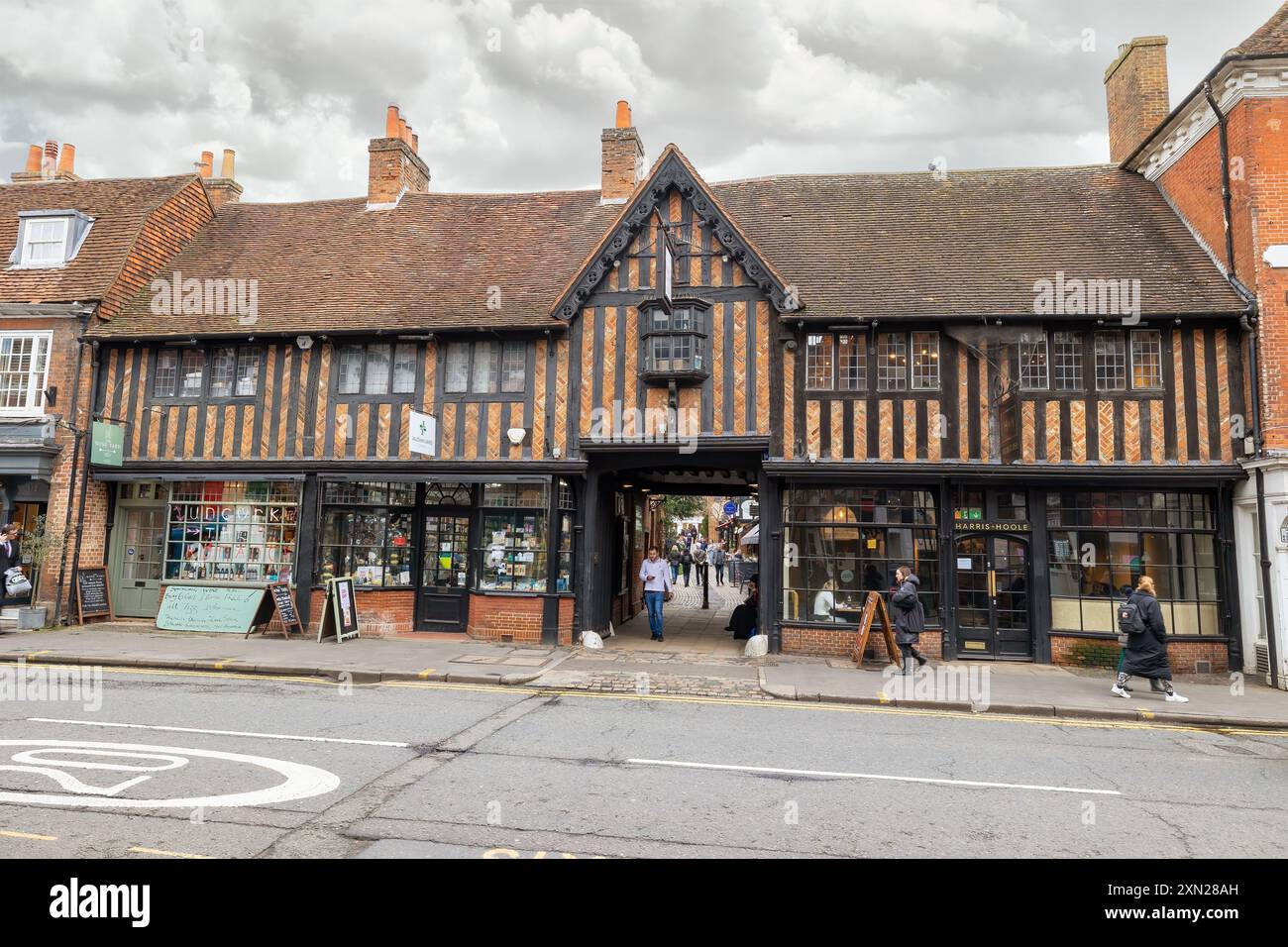Lion and Lamb Yard, Farnham, Surrey, England Stock Photo - Alamy