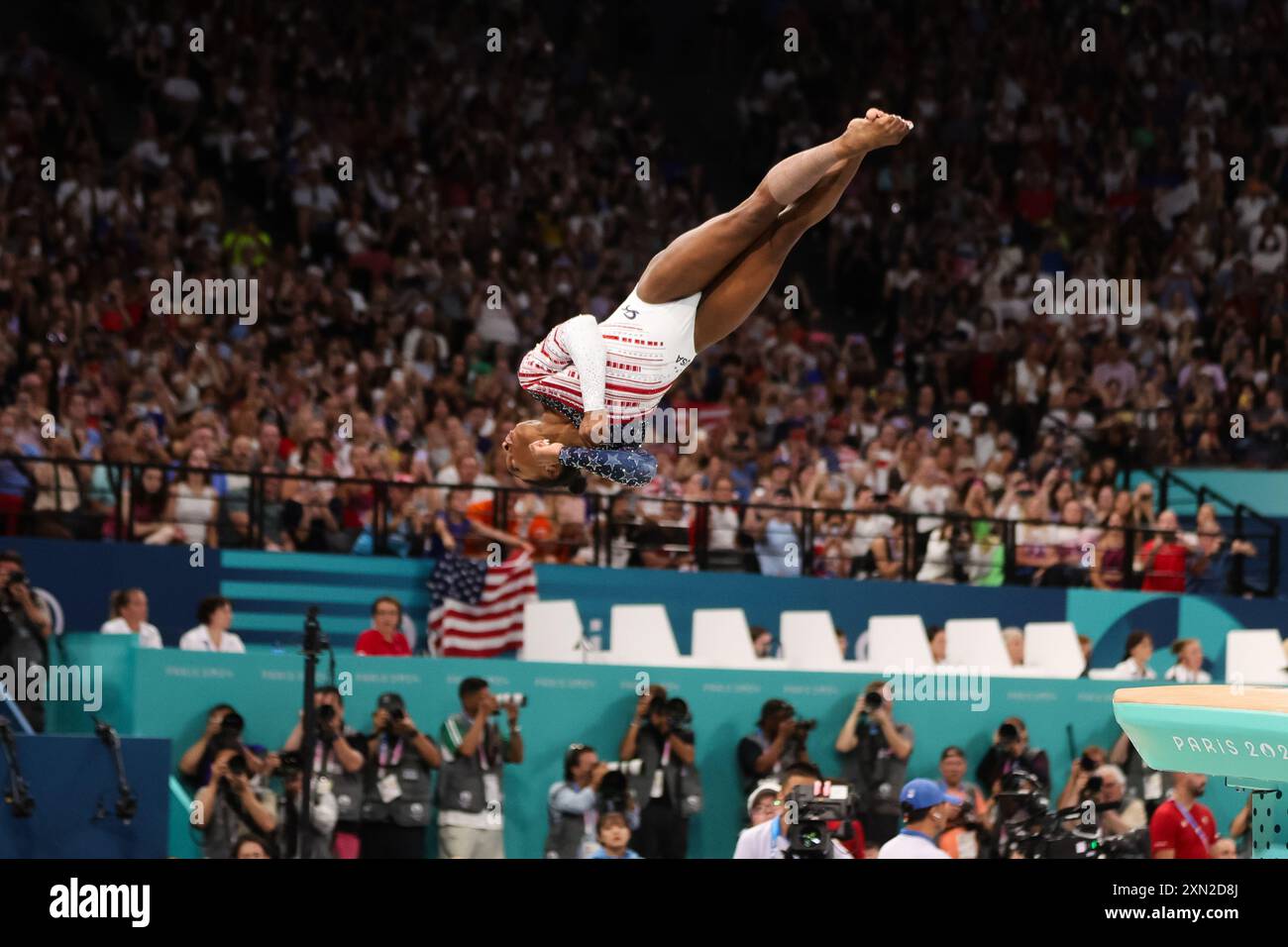 Simone biles 2024 paris vault hi-res stock photography and images - Alamy