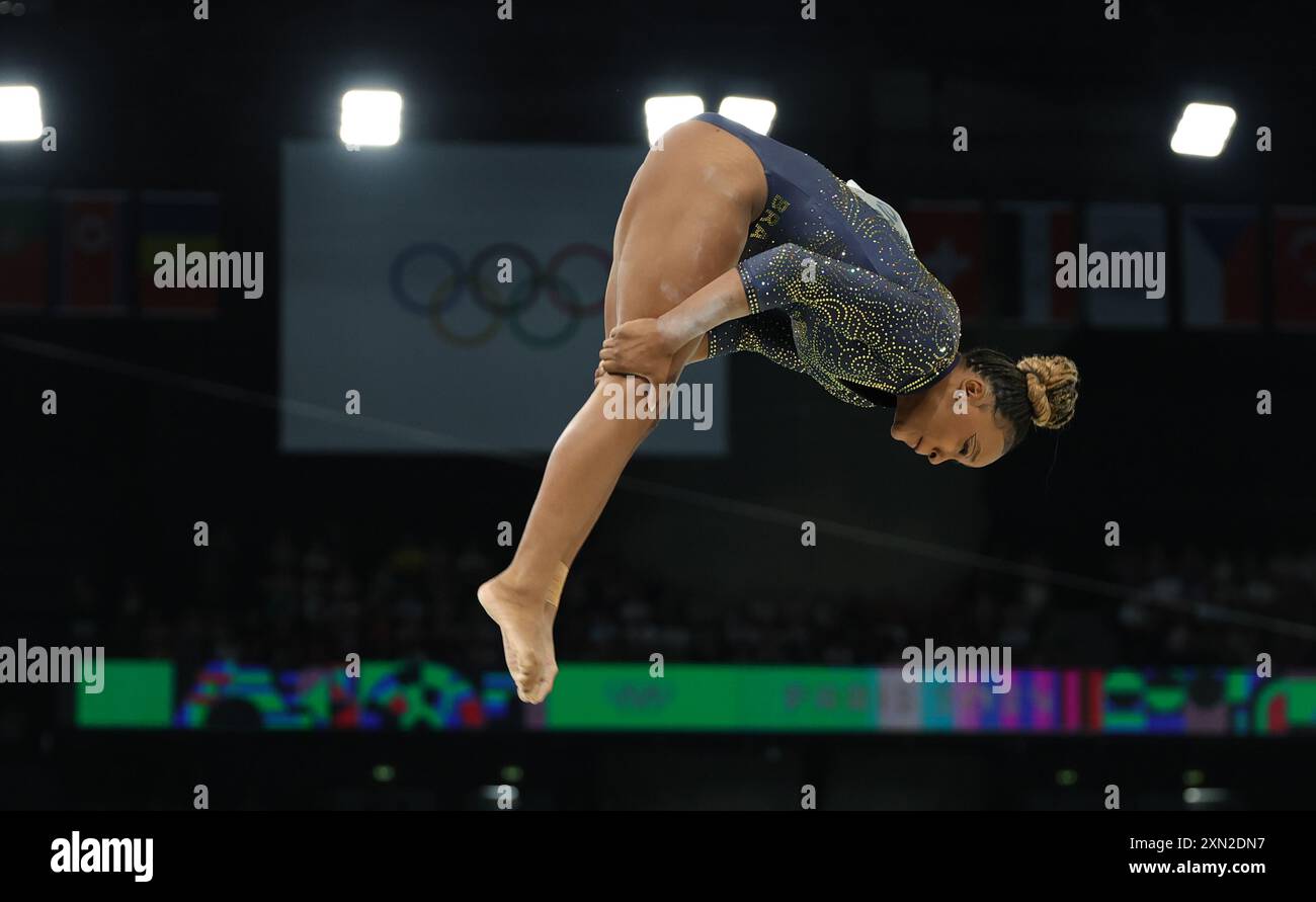 PARIS, FRANCE - JULY 30: Rebeca Andrade of Team Brazil on balance beam ...