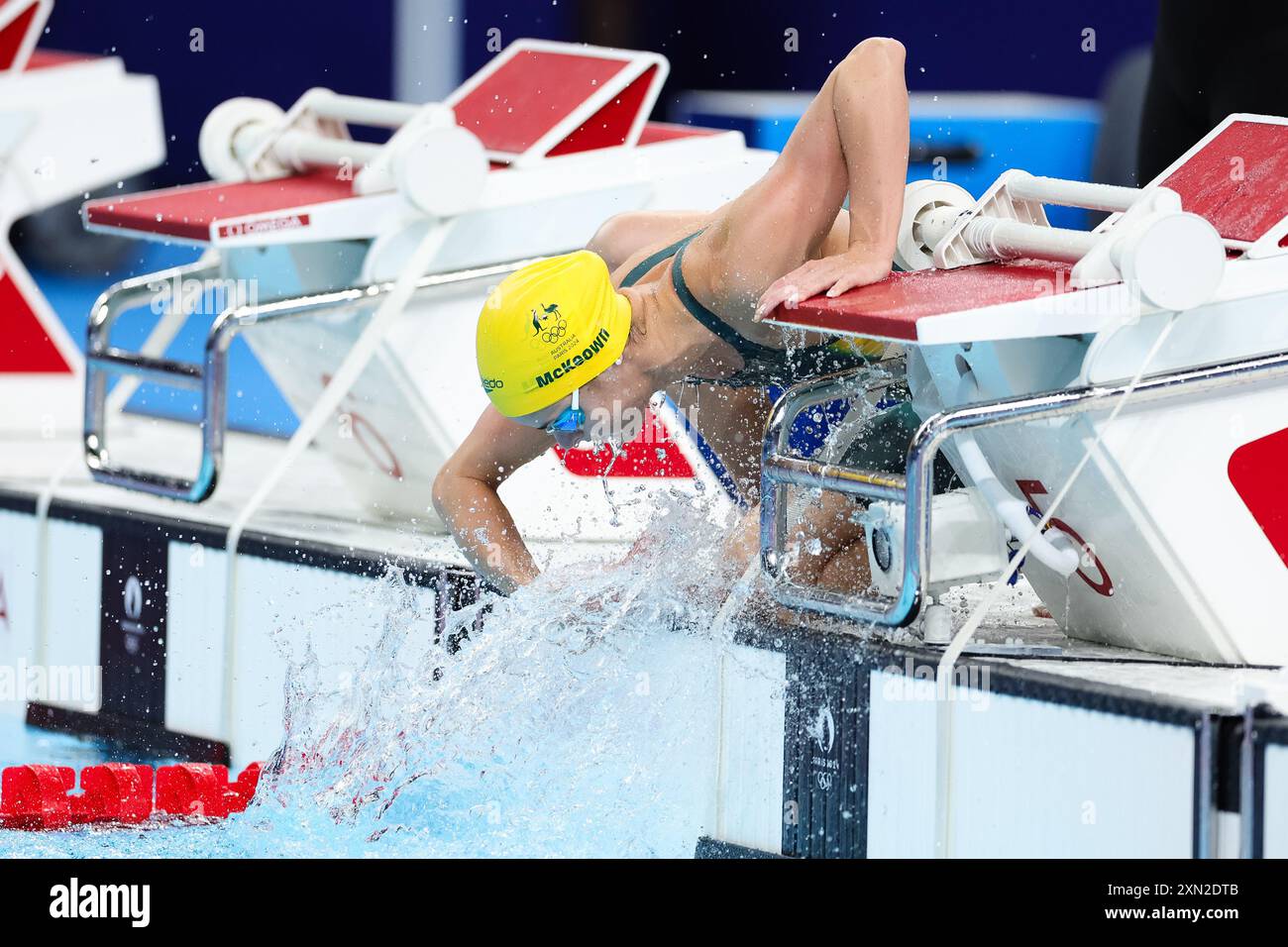 Paris, France, 30 July, 2024. Kaylee Mckeown of Australia splashes her ...