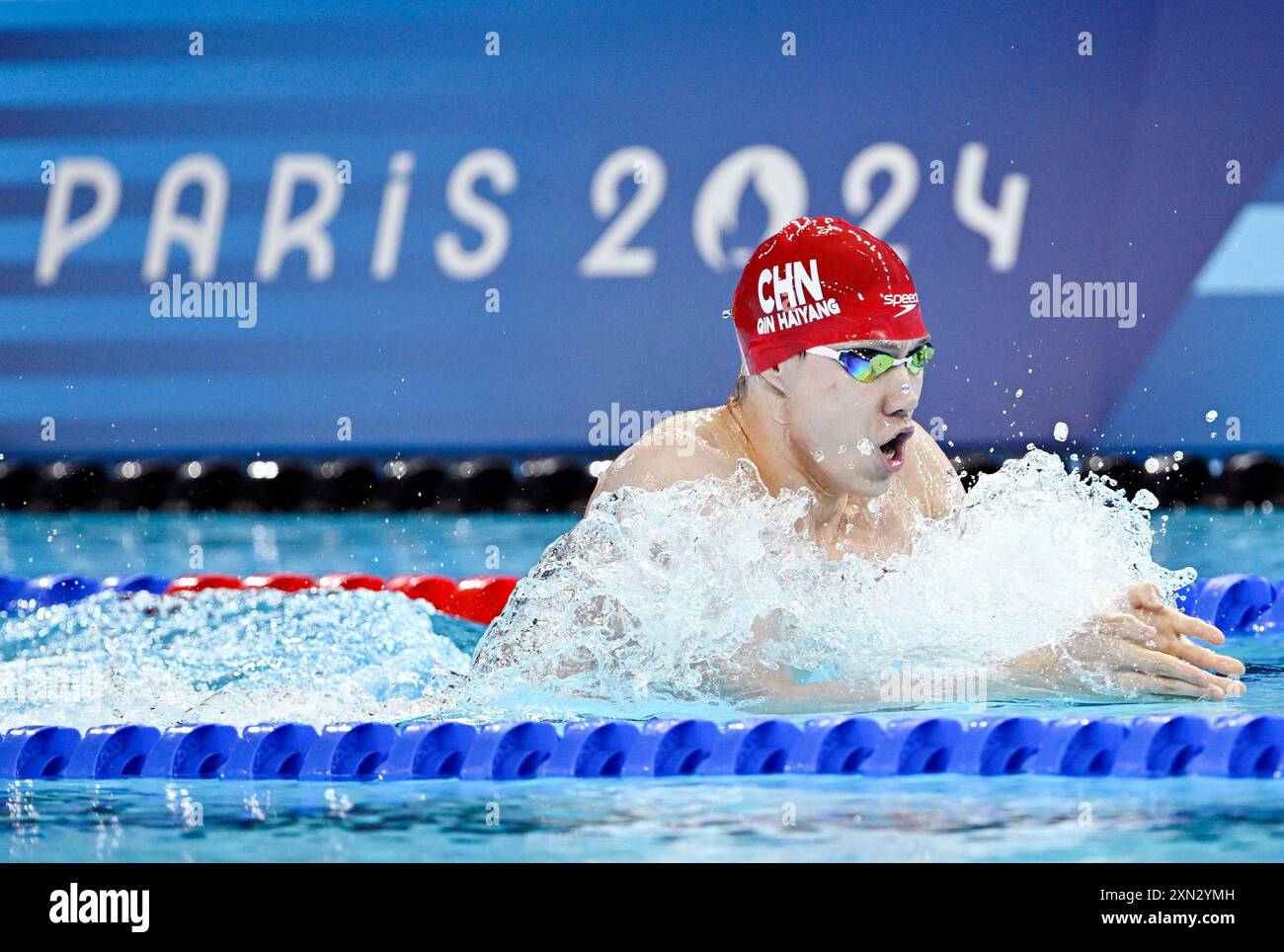 (240730) -- PARIS, July 30, 2024 (Xinhua) -- Qin Haiyang of China ...