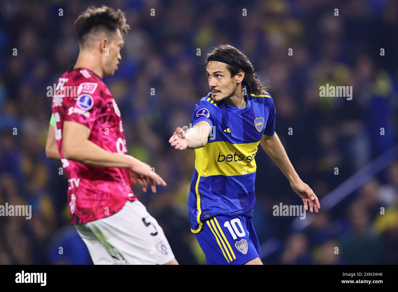 Edinson cavani delantero hi-res stock photography and images - Alamy