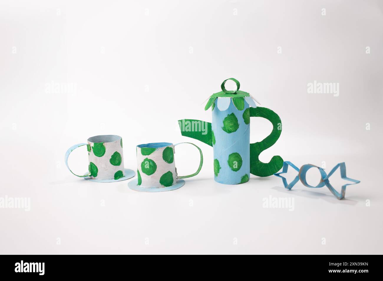 paper tea pair craft, kids art project, front view, recycled paper use ...