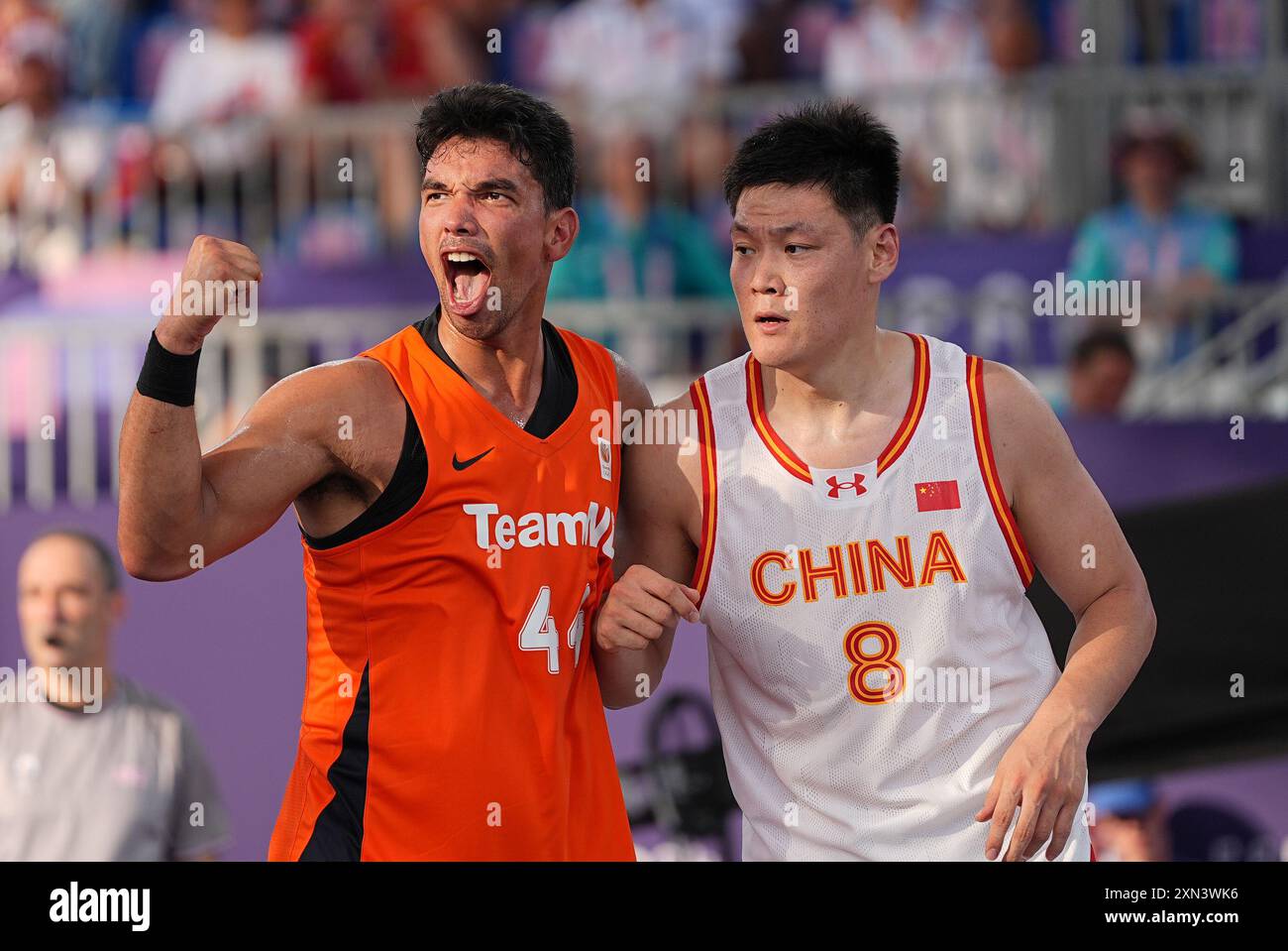 Paris, France. 30th July, 2024. Zhang Ning (R) of China defends Arvin Slagter of the Netherlands ...