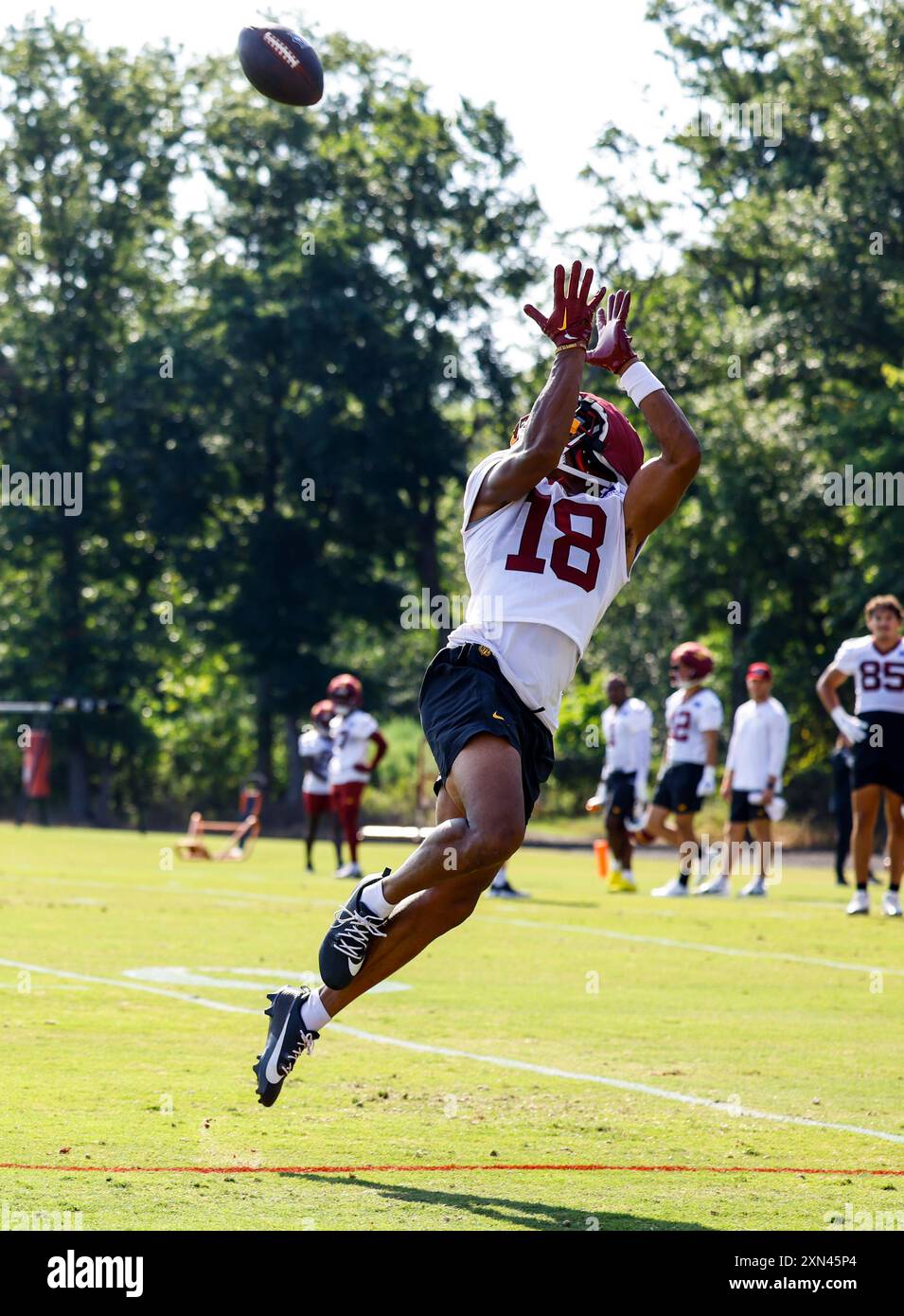 Washington Commanders wide receiver Mitchell Tinsley (18) makes a ...
