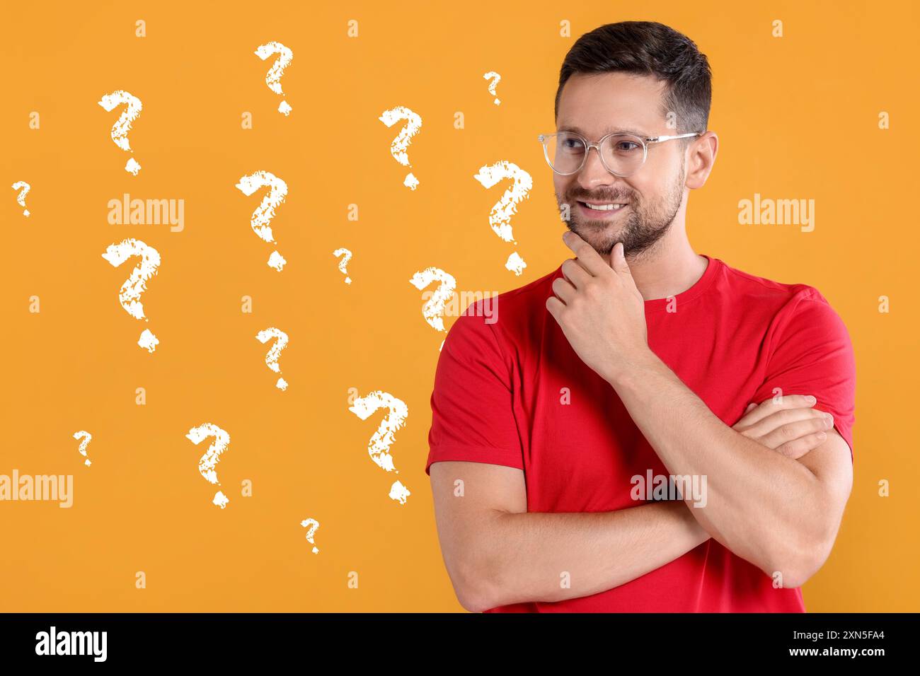 Man thinking question marks hi-res stock photography and images - Alamy