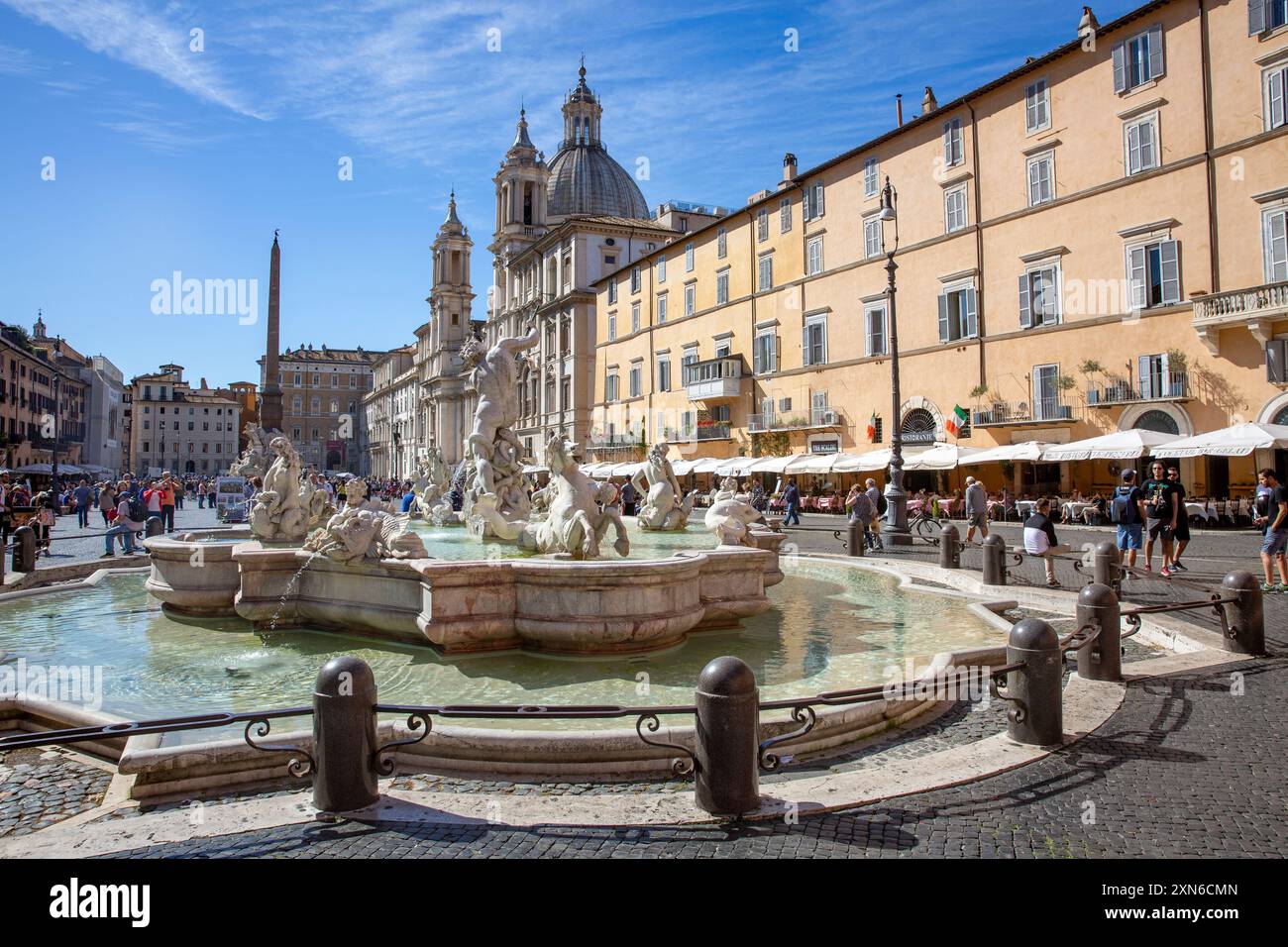 Piazza Navona in Rome city centre with Neptune water fountain aka ...