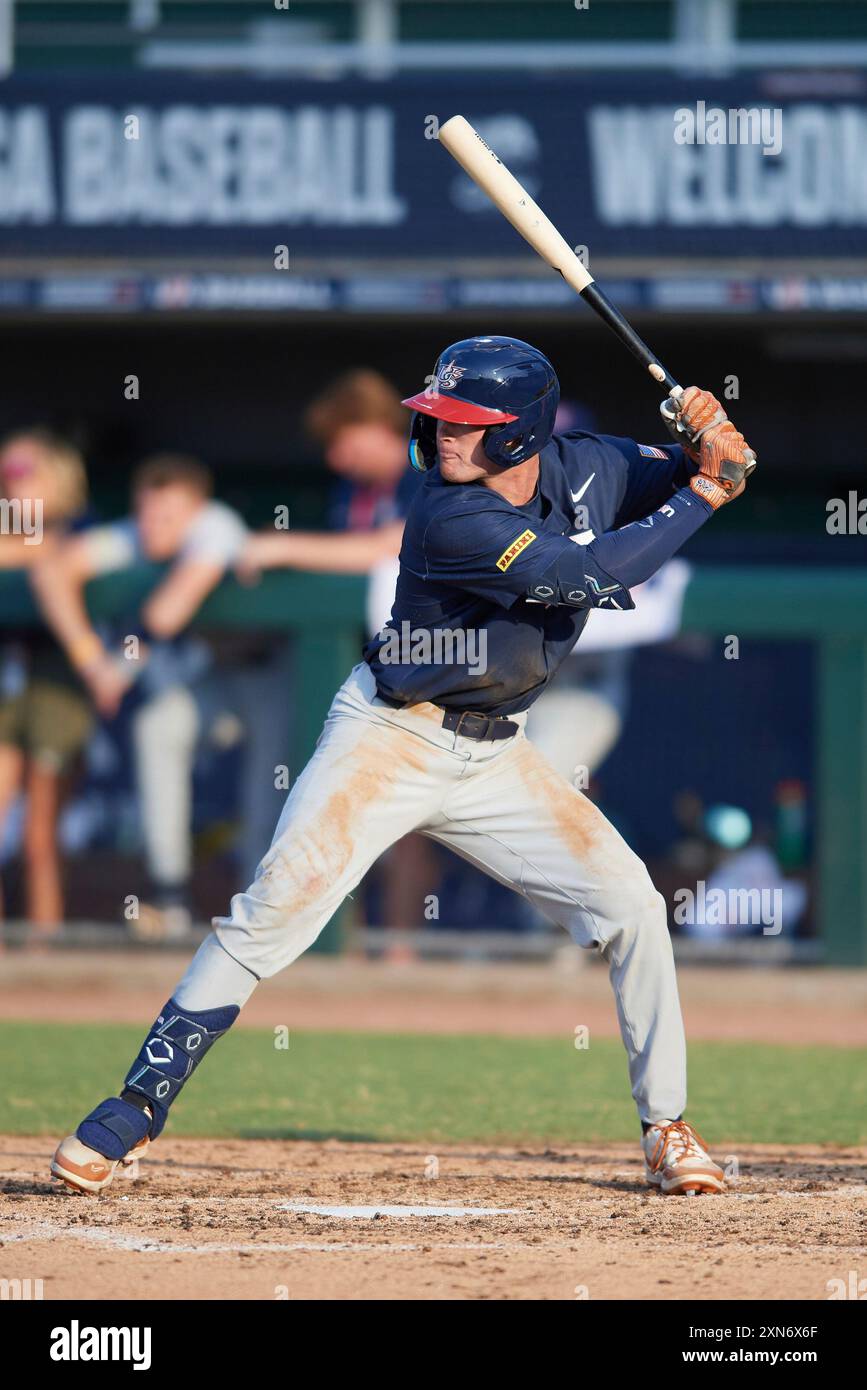 Max Belyeu (45) (Texas) of Team Stars at bat during a Collegiate ...