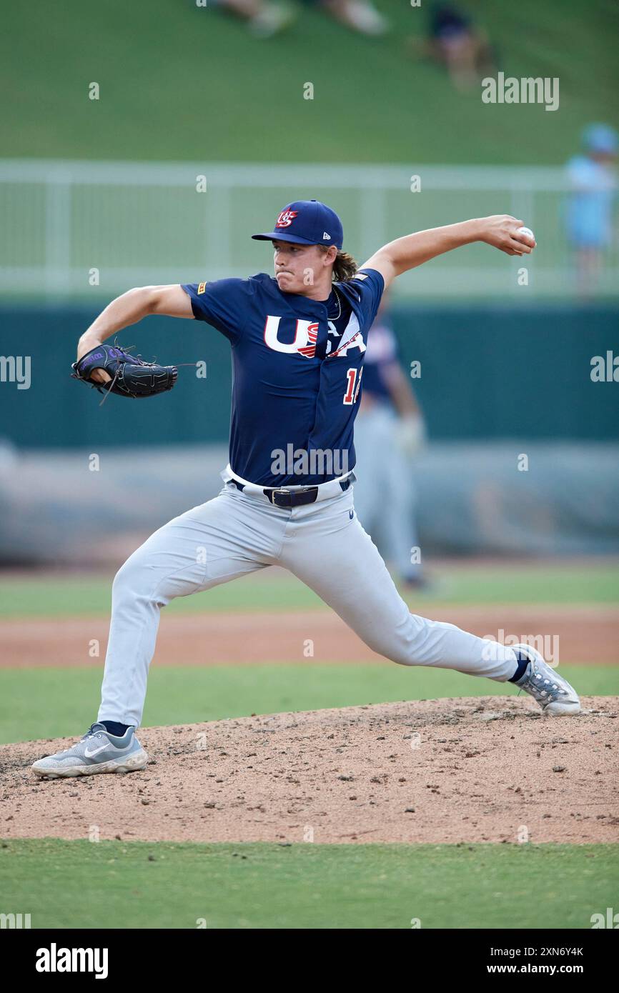 Team Stars pitcher Ben Abeldt (12) (TCU) delivers a pitch during a ...