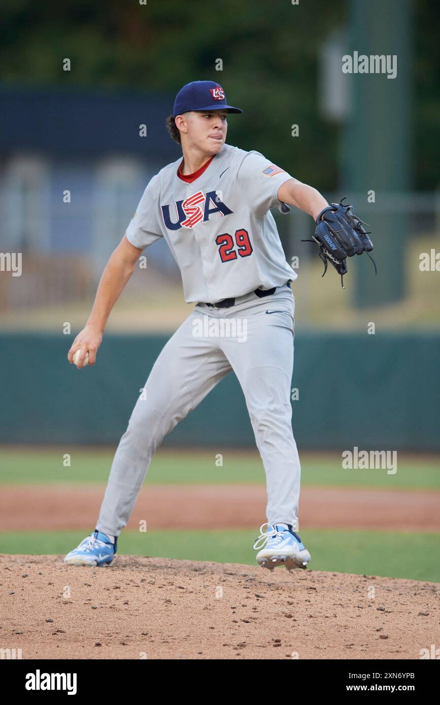 Team Stripes pitcher Jason DeCaro (29) (UNC-Chapel Hill) delivers a ...