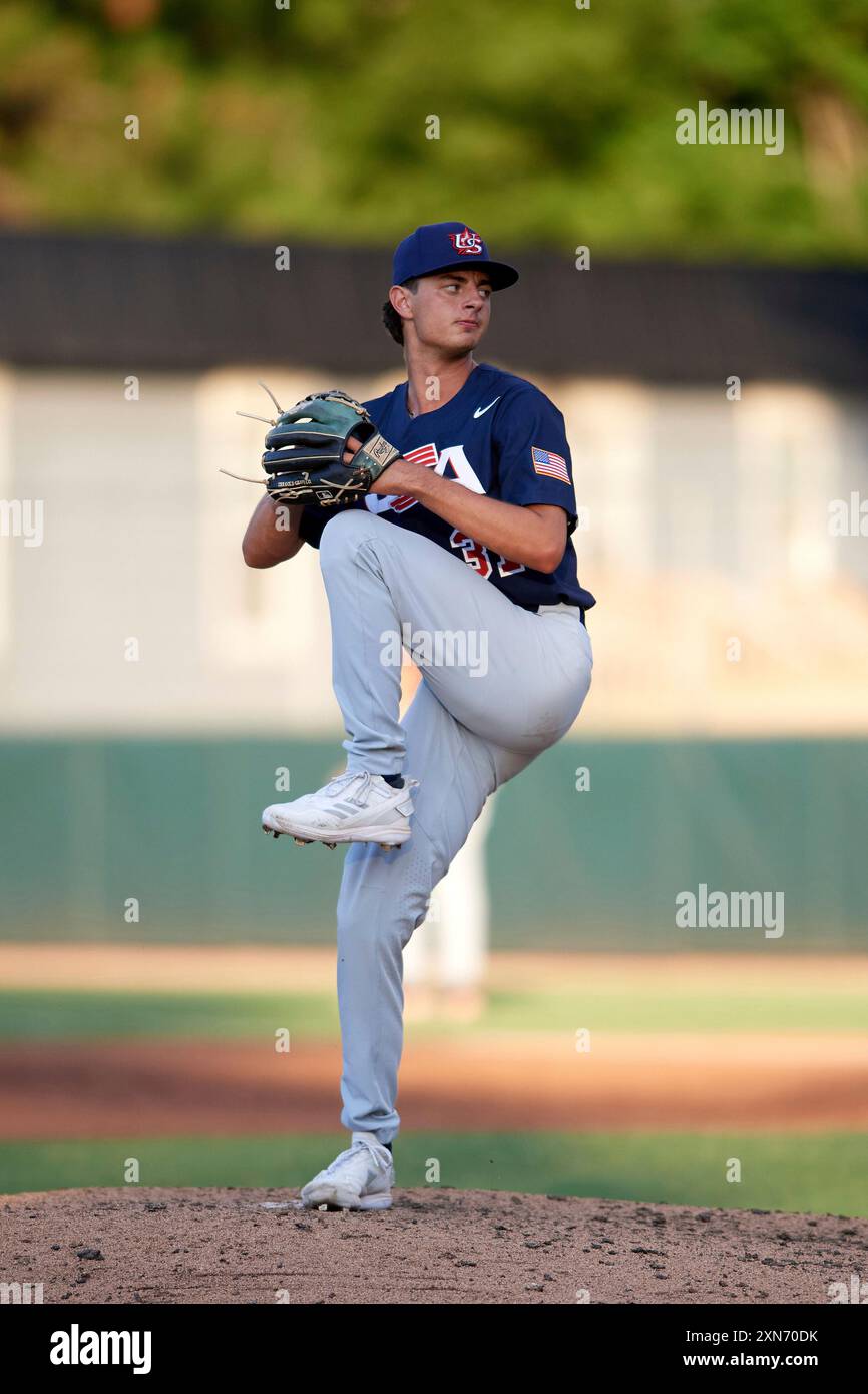 Team Stars pitcher Tyler Bremner (31) (UC Santa Barbara) delivers a ...