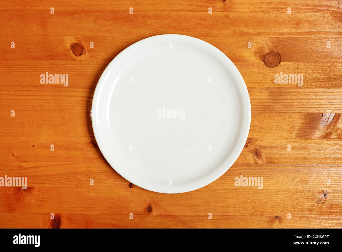 Wooden dining table from above hi-res stock photography and images - Alamy