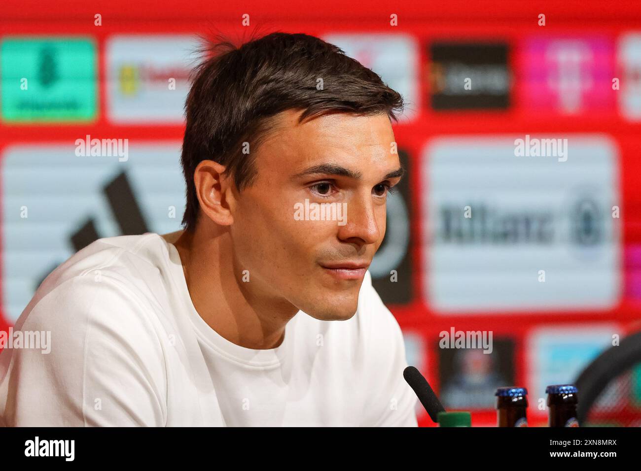 Joao Palhinha (FC Bayern Muenchen, 16), Pressekonferenz, Vorstellung ...