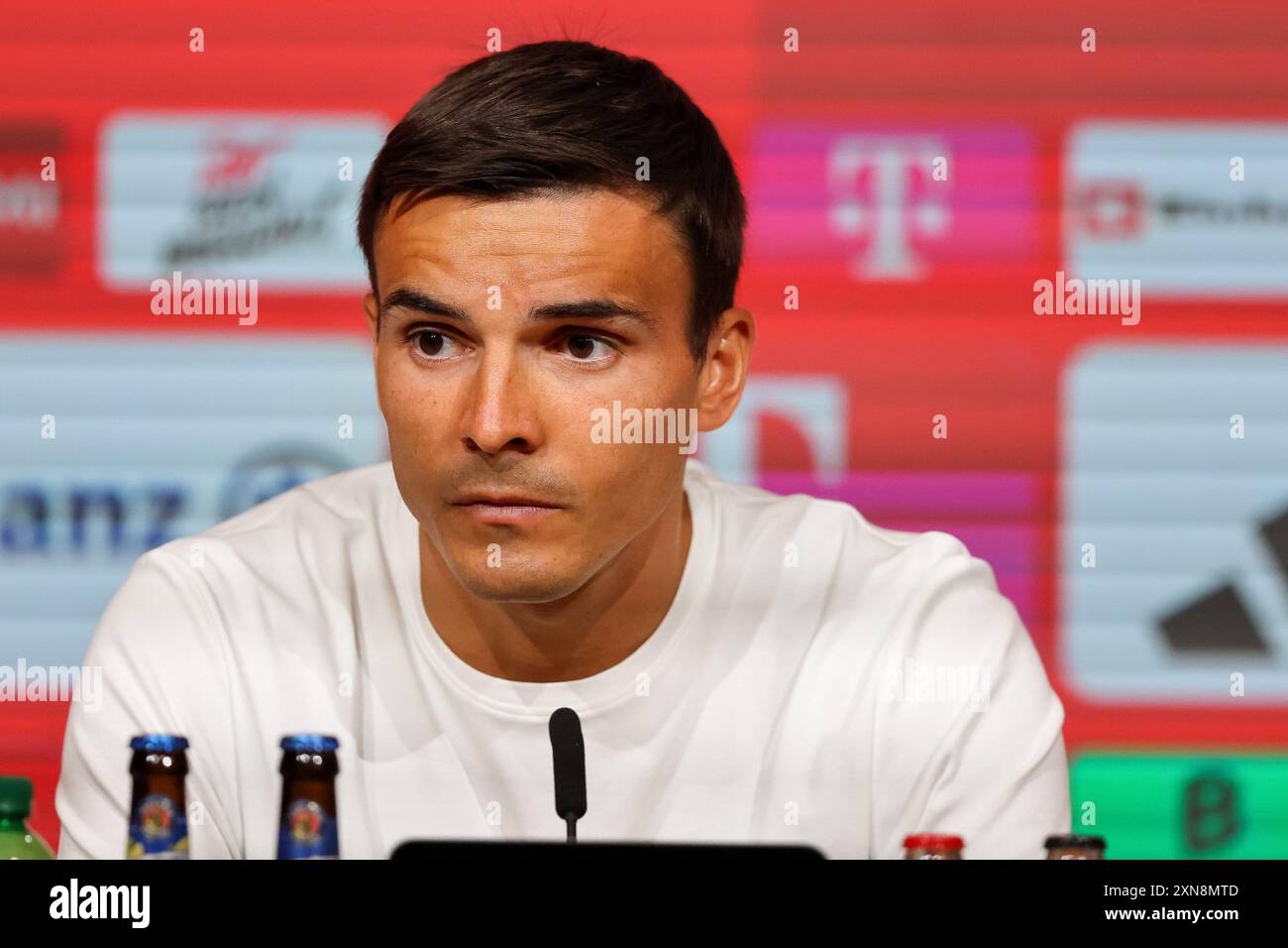 Joao Palhinha (FC Bayern Muenchen, 16), Pressekonferenz, Vorstellung ...