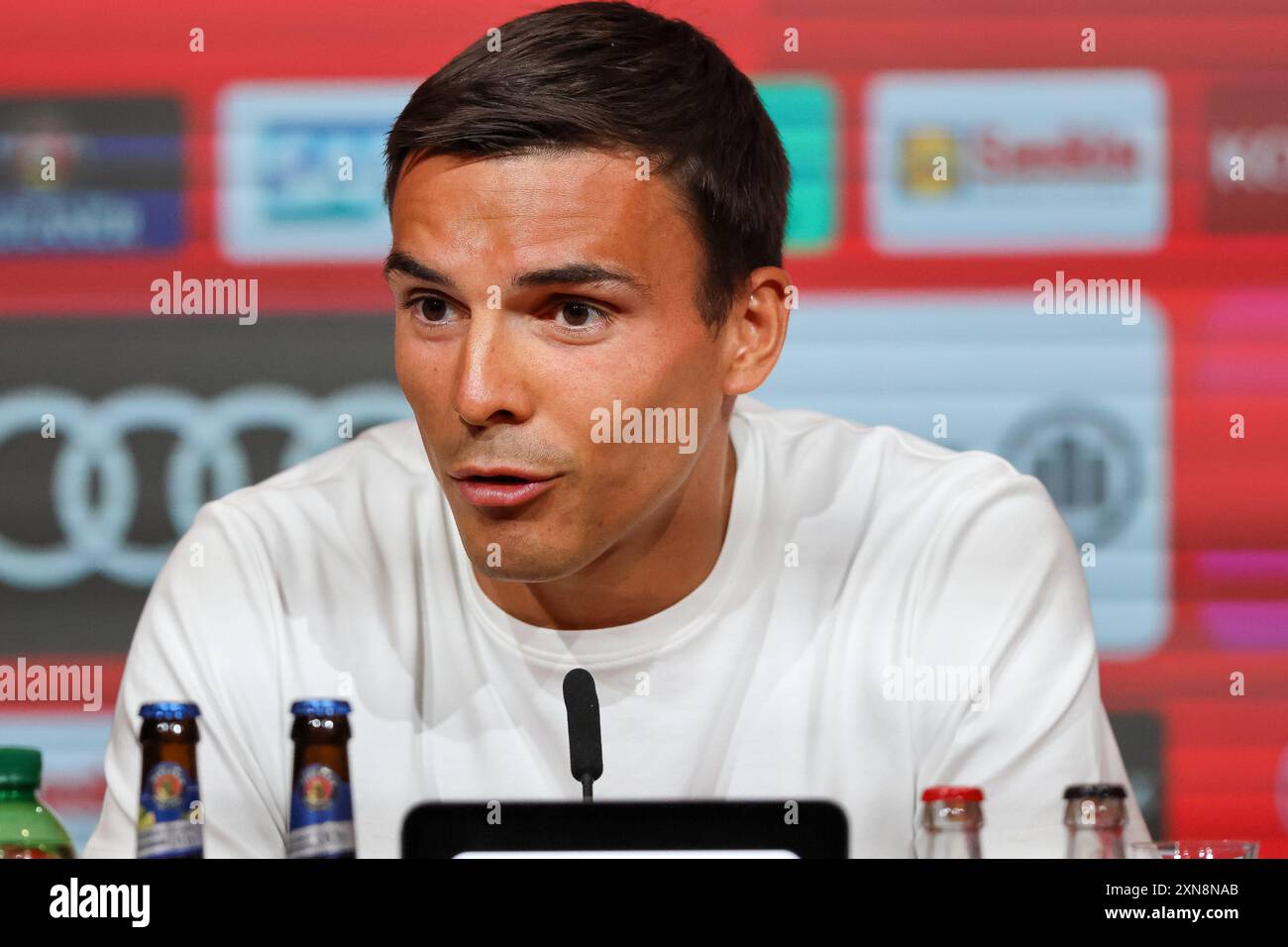 Joao Palhinha (FC Bayern Muenchen, 16), Pressekonferenz, Vorstellung ...