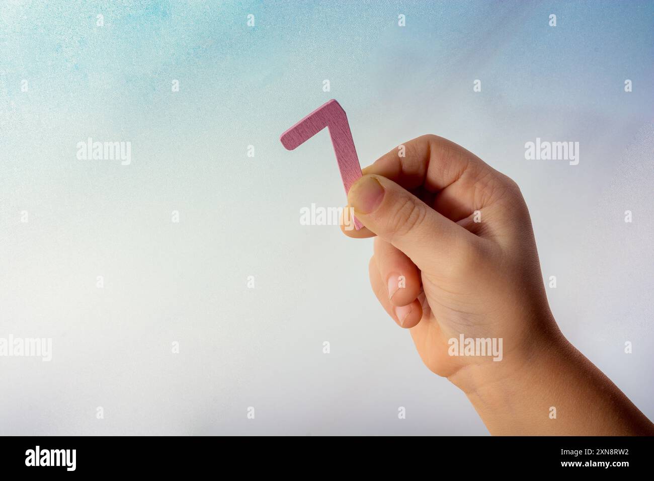 Number seven digit character hand hi-res stock photography and images ...