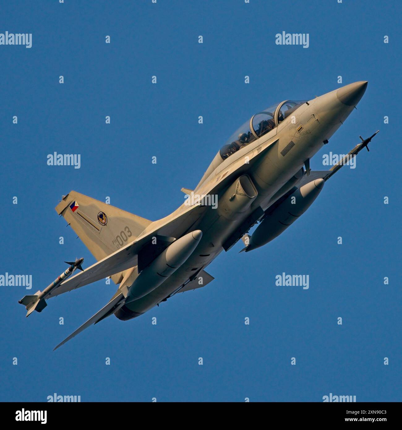 Philippines air force hi-res stock photography and images - Alamy