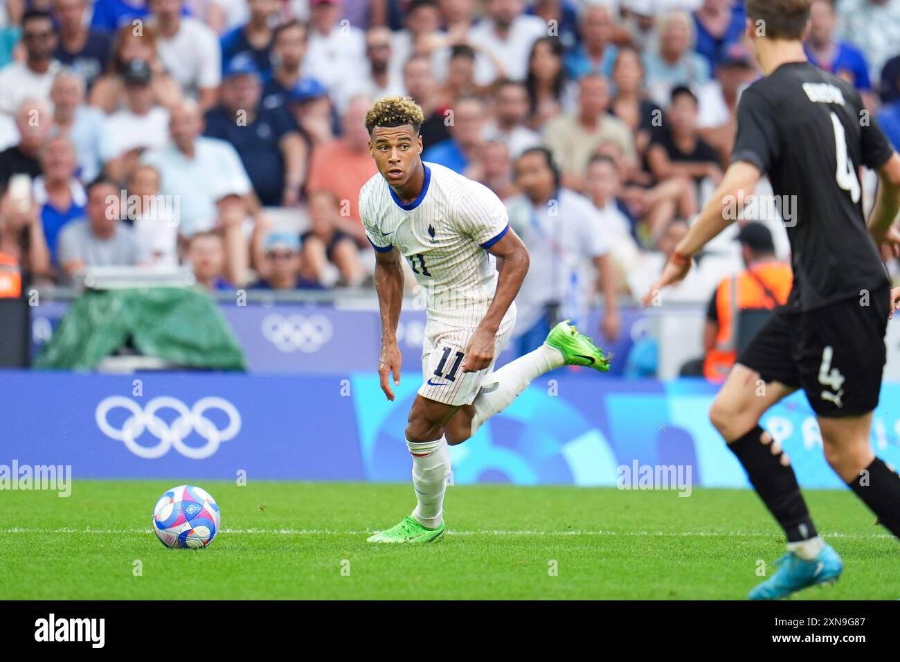 Desire Doue (France), Football, Men's Group A between New Zealand and ...