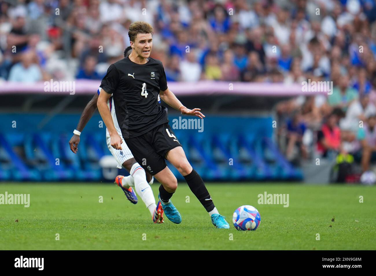 Tyler bindon new zealand hi-res stock photography and images - Alamy