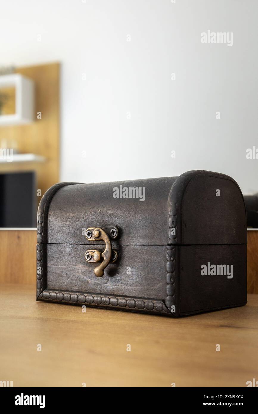 The jewel room hi-res stock photography and images - Alamy