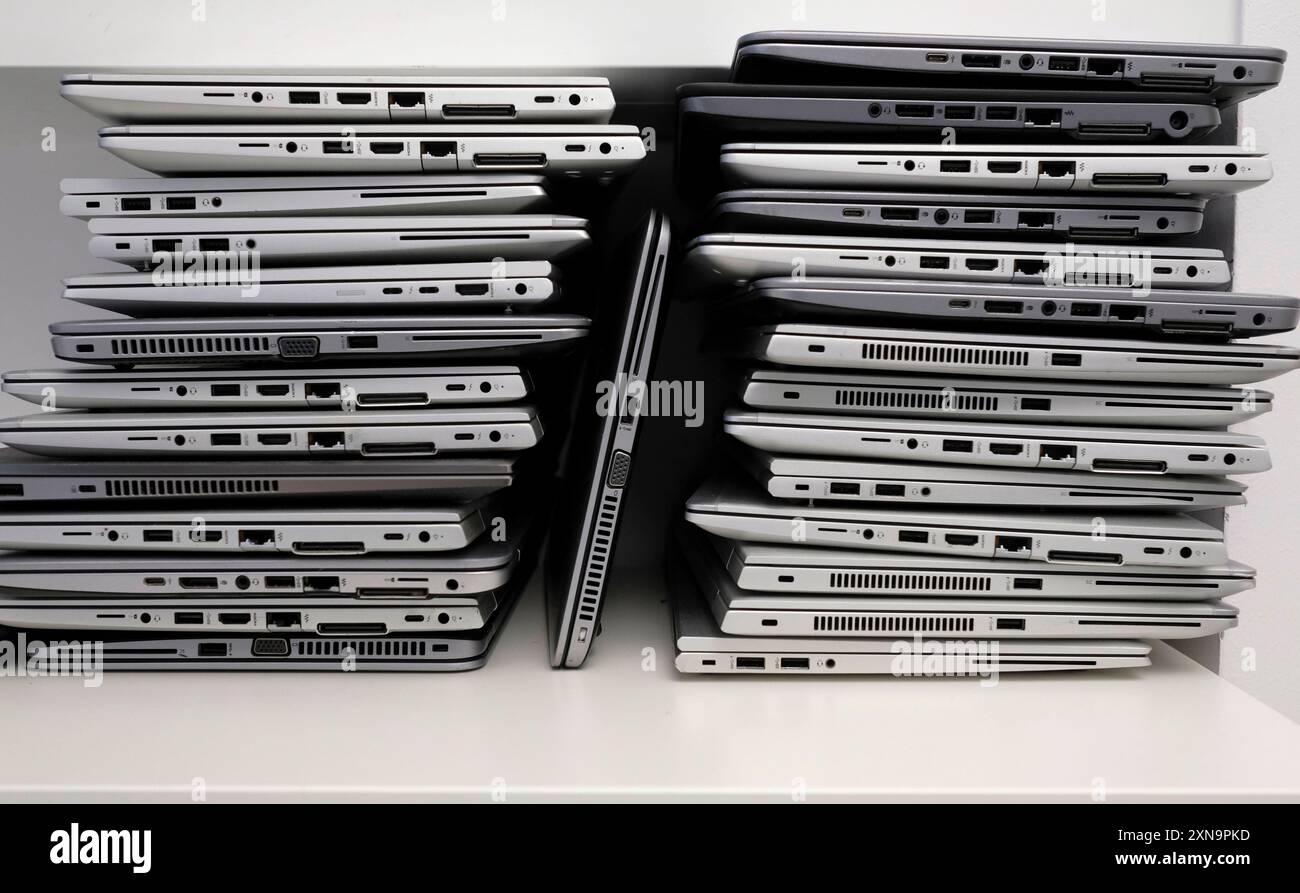 Electrical storage room hi-res stock photography and images - Alamy