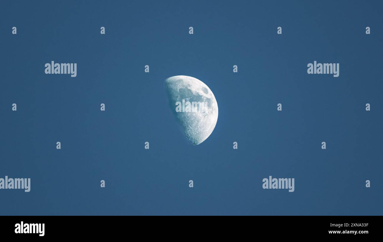 Beautiful half moon hi-res stock photography and images - Alamy