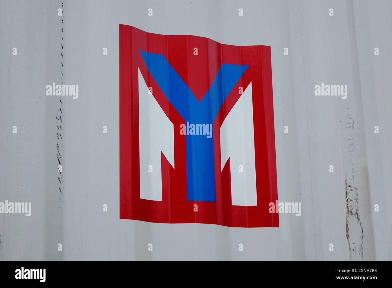 Yang Ming Logo