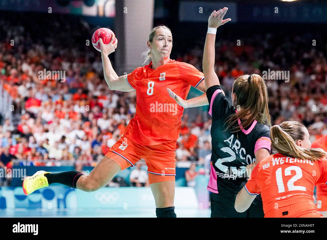 Lois Abbingh of The Netherlands, Handball, Women's Preliminary Round ...